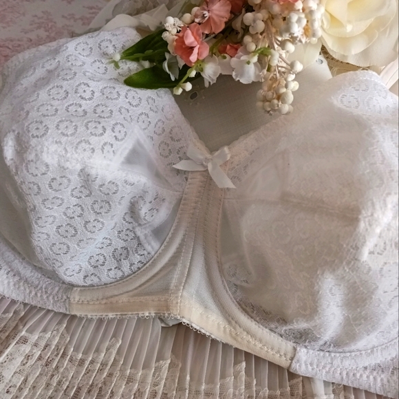 Vintage | Intimates & Sleepwear | Gorgeous 95s60s Vtg Bali Snowflake ...